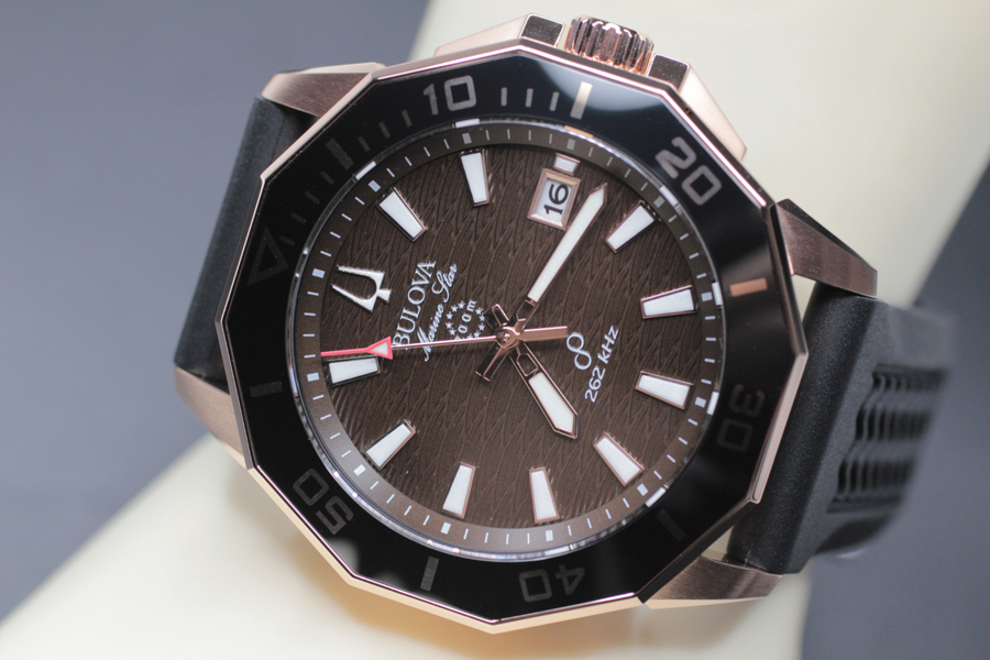 ブローバ マリンスター シリーズC プレシジョニストクォーツ搭載モデル: 時計・宝石・眼鏡の生巧堂の日記